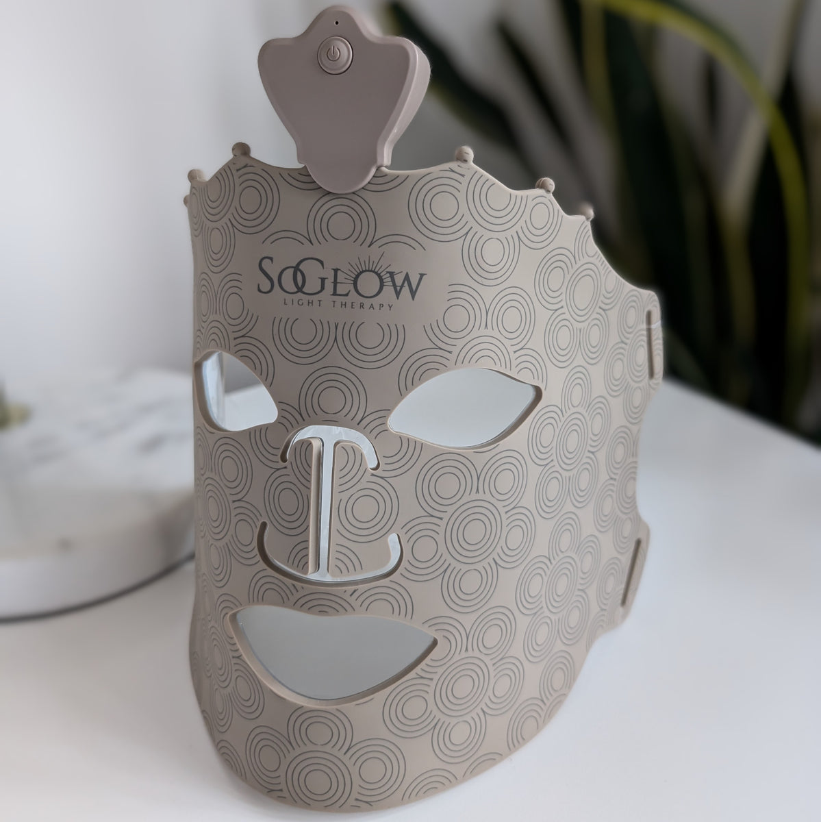 SoGlow Skin Perfecting LED Light Therapy Mask